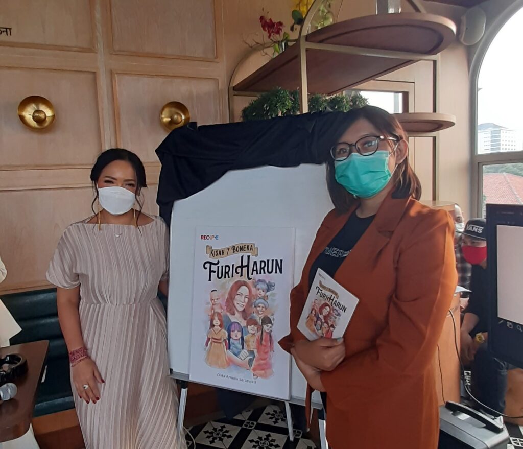 Furi Harun penulis Kisah 7 Boneka ditantang jadi sutradara – Cakraline