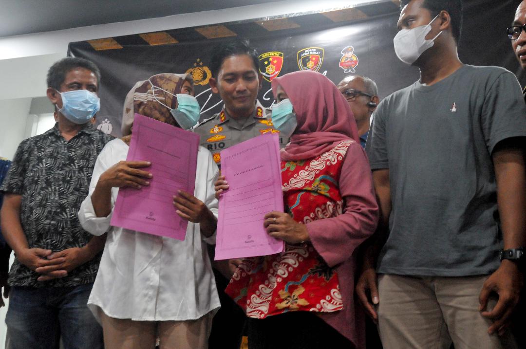 Hasil Test DNA, dua bayi fix tertukar bulan didepan diserahkan – Cakraline