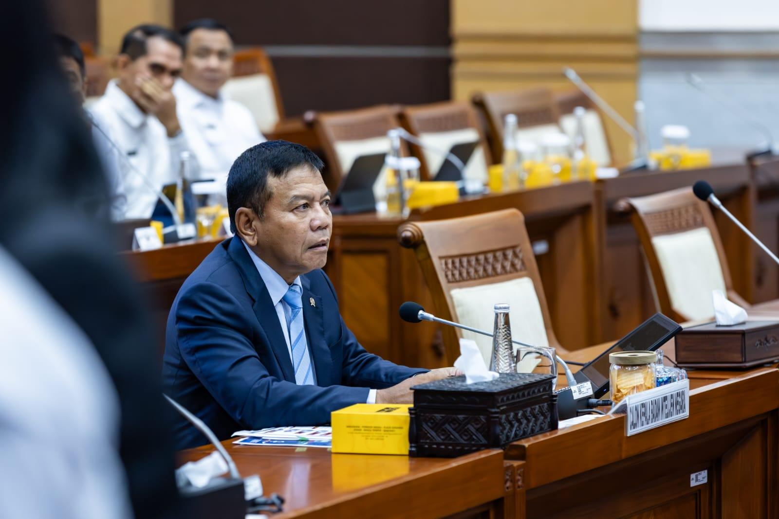 Letjen TNI (Purn) Muhammad Herindra Kepala BIN. Puan Maharani Beri ...